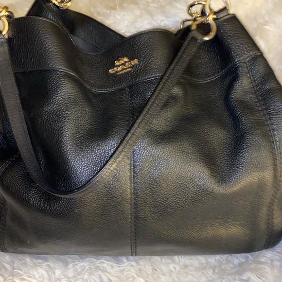 Coach | Bags | Authentic Coach Lexi Shoulder Bag | Poshmark